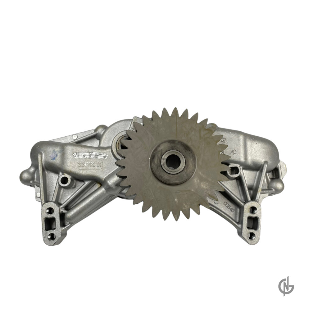 7420824906 OIL PUMP RENAULT - CNG Spares